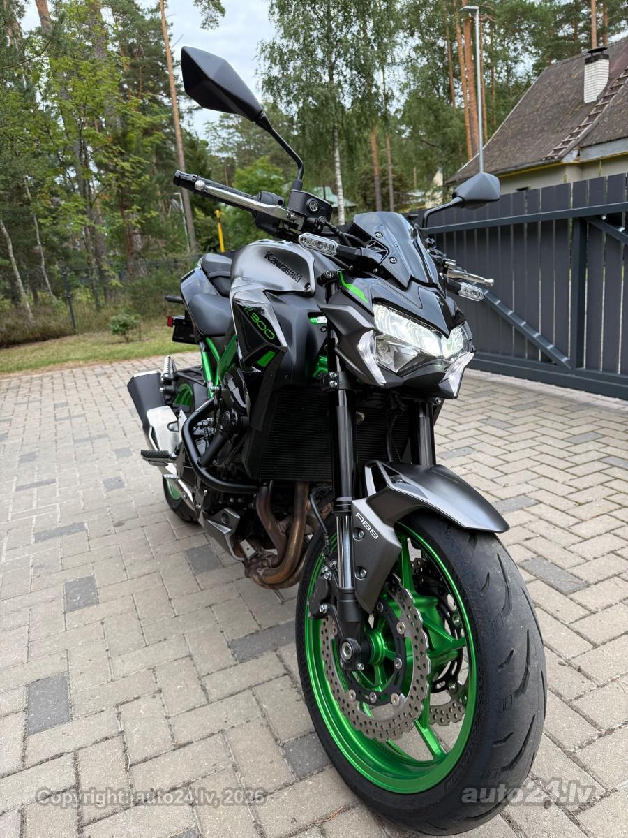 Зеленый Кавасаки Z900 2024 в Элва, объемом двигателя 0.95 л и пробегом 8 тыс. км за 8000 €, фото 6 на AUTOMOTO.COM.LV