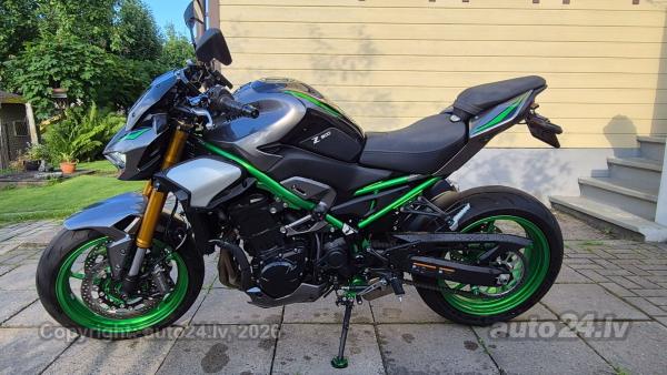 Green Kawasaki Z900 2025 in Viljandi, with an engine capacity of 0.95 L and mileage of 2 thousand km for 9990 €, photo 2 on AUTOMOTO.COM.LV