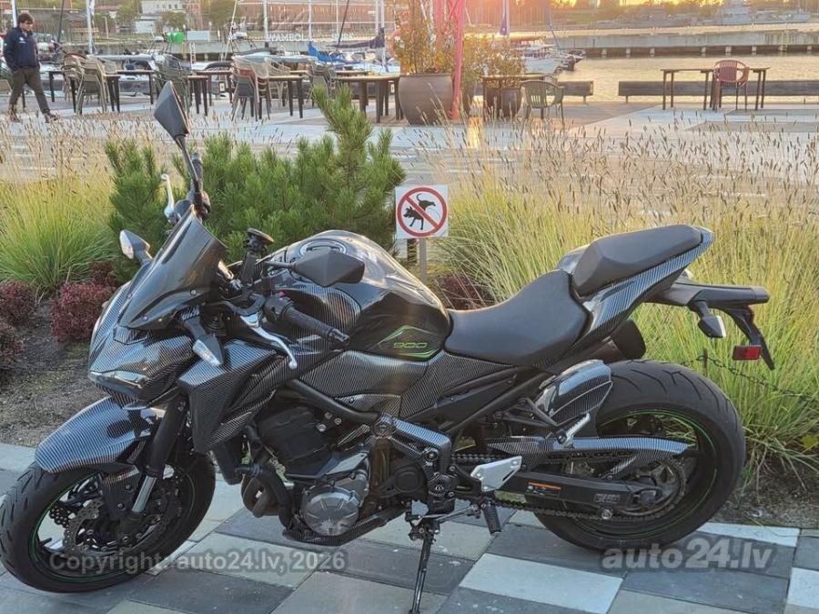 Серый Кавасаки Z900 2017 в Таллин, объемом двигателя 0.95 л и пробегом 45 тыс. км за 5200 €, фото 5 на AUTOMOTO.COM.LV