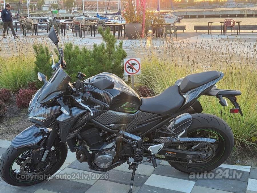 Grey Kawasaki Z900 2017 in Tallinn, with an engine capacity of 0.95 L and mileage of 45 thousand km for 5200 €, photo 5 on AUTOMOTO.COM.LV
