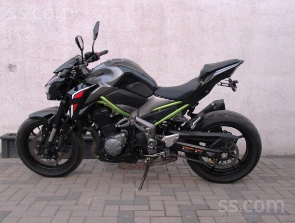 Kawasaki Z900 2017 in Tukums, with an engine capacity of 0.90 L and mileage of 0 thousand km for 5500 €, photo 4 on AUTOMOTO.COM.LV