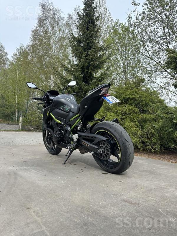 Kawasaki Z900 2020 in Riga, with an engine capacity of 0.95 L and mileage of 0 thousand km for 8550 €, photo 4 on AUTOMOTO.COM.LV