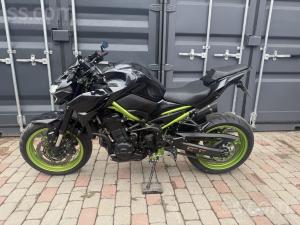 Kawasaki Z900 2021 Ogre, ar dzinēja tilpumu 0.95 L un nobraukumu 0 tūkst. km par 7000 €, foto  vietnē AUTOMOTO.COM.LV