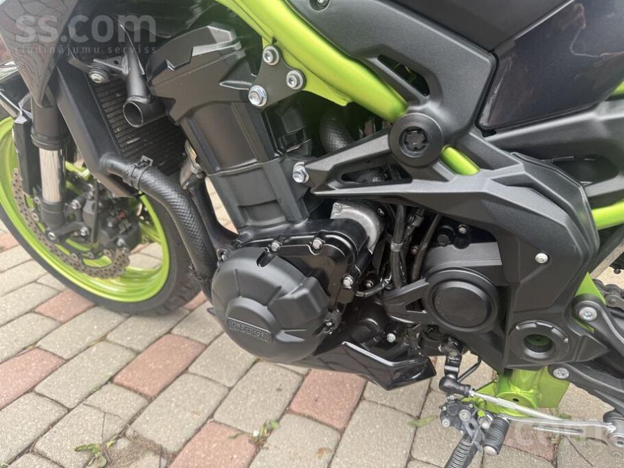 Kawasaki Z900 2021 Ogre, ar dzinēja tilpumu 0.95 L un nobraukumu 0 tūkst. km par 7000 €, foto 4 vietnē AUTOMOTO.COM.LV