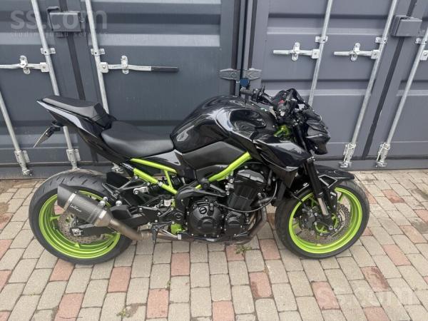 Kawasaki Z900 2021 Ogre, ar dzinēja tilpumu 0.95 L un nobraukumu 0 tūkst. km par 7000 €, foto 4 vietnē AUTOMOTO.COM.LV