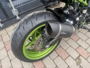 Kawasaki Z900 2021 Ogre, ar dzinēja tilpumu 0.95 L un nobraukumu 0 tūkst. km par 7000 €, foto 8 vietnē AUTOMOTO.COM.LV