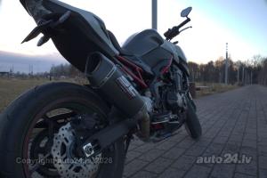 Kawasaki Z900 2022 Tallina, ar dzinēja tilpumu 0.95 L un nobraukumu 6 tūkst. km par 10899 €, foto 4 vietnē AUTOMOTO.COM.LV