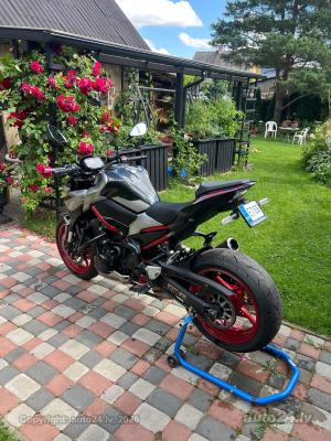 Kawasaki Z900 2023 in Tallinn, with an engine capacity of 0.95 L and mileage of 10 thousand km for 7300 €, photo 4 on AUTOMOTO.COM.LV
