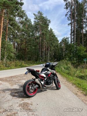 Kawasaki Z900 2023 in Tallinn, with an engine capacity of 0.95 L and mileage of 10 thousand km for 7300 €, photo 7 on AUTOMOTO.COM.LV