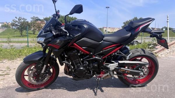 Kawasaki Z900 2023 in Riga, with an engine capacity of 0.95 L and mileage of 0 thousand km for 6950 €, photo 1 on AUTOMOTO.COM.LV