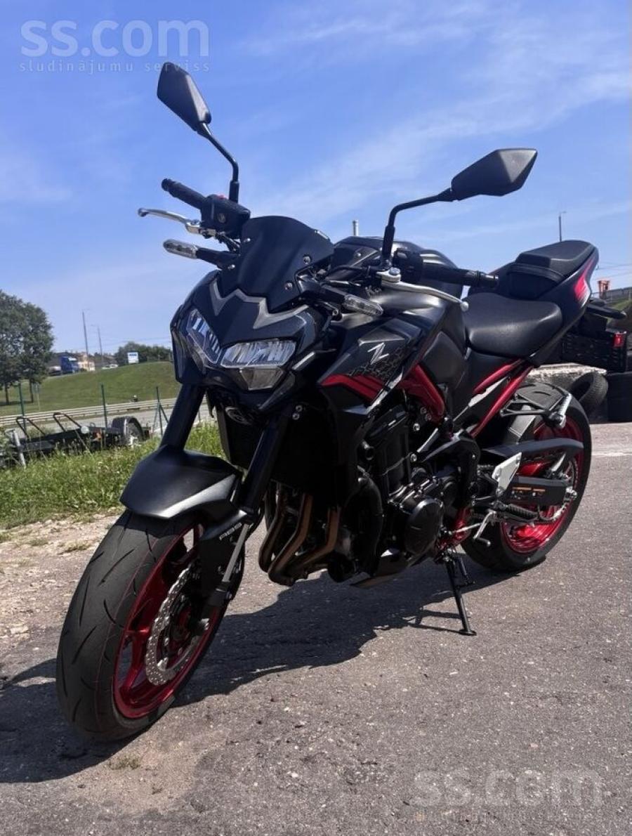 Kawasaki Z900 2023 in Riga, with an engine capacity of 0.95 L and mileage of 0 thousand km for 6950 €, photo 3 on AUTOMOTO.COM.LV