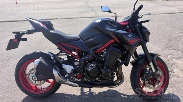 Kawasaki Z900 2023 in Riga, with an engine capacity of 0.95 L and mileage of 0 thousand km for 6950 €, photo 6 on AUTOMOTO.COM.LV