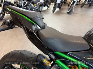 Кавасаки Z900 2024 в Таллин, объемом двигателя 0.00 л и пробегом 5 тыс. км за 9400 €, фото 8 на AUTOMOTO.COM.LV