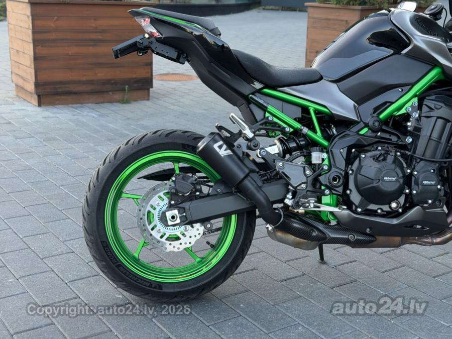 Kawasaki Z900 2025 Tallina, ar dzinēja tilpumu 0.95 L un nobraukumu 14 tūkst. km par 8000 €, foto 7 vietnē AUTOMOTO.COM.LV