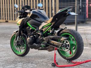 Kawasaki Z900 2025 Tallina, ar dzinēja tilpumu 0.95 L un nobraukumu 14 tūkst. km par 8000 €, foto 20 vietnē AUTOMOTO.COM.LV