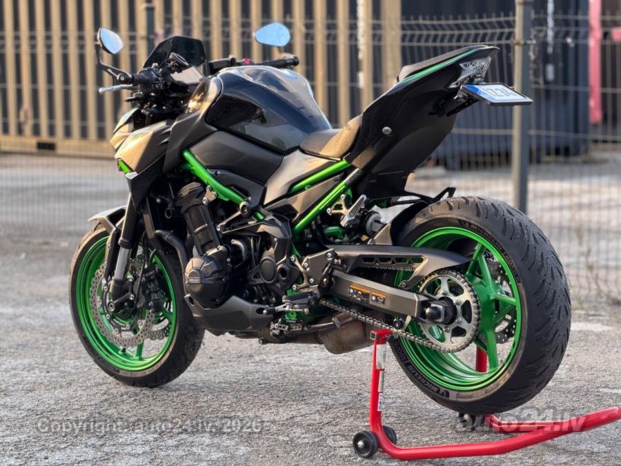 Kawasaki Z900 2025 Tallina, ar dzinēja tilpumu 0.95 L un nobraukumu 14 tūkst. km par 8000 €, foto 20 vietnē AUTOMOTO.COM.LV