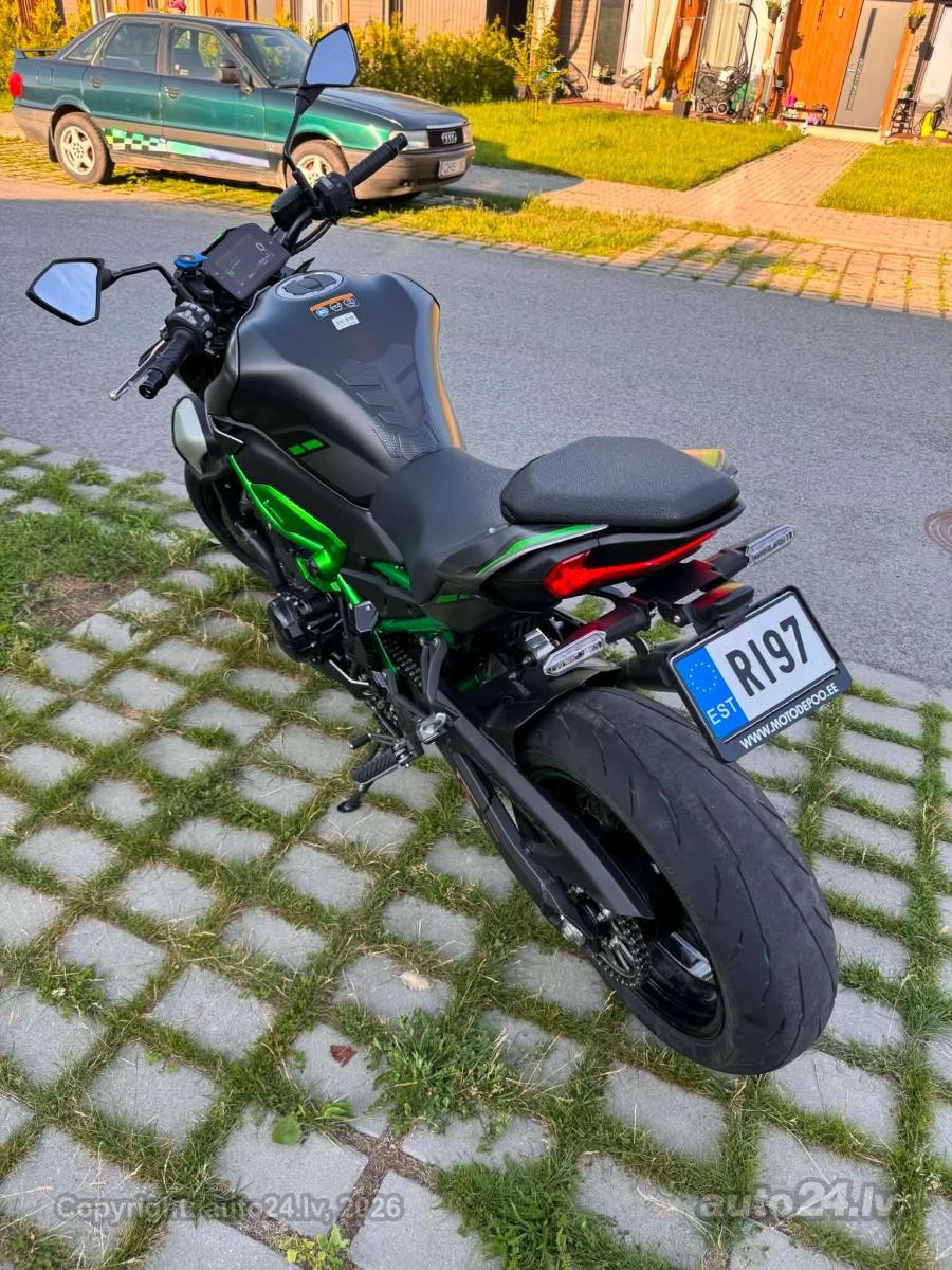 Кавасаки Z900 2026 в Таллин, объемом двигателя 0.95 л и пробегом 3 тыс. км за 9100 €, фото 5 на AUTOMOTO.COM.LV