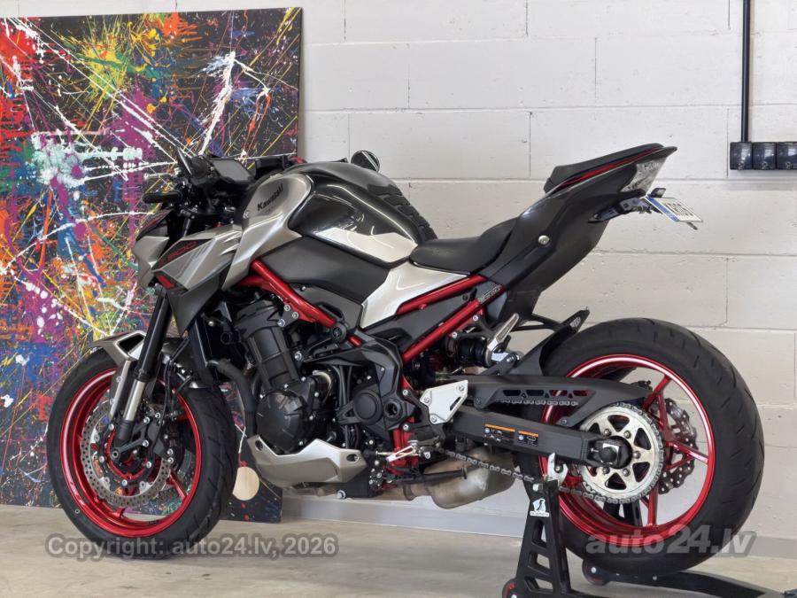 Sarkans Kawasaki Z900 2023 Tallina, ar dzinēja tilpumu 0.95 L un nobraukumu 8 tūkst. km par 7290 €, foto 7 vietnē AUTOMOTO.COM.LV