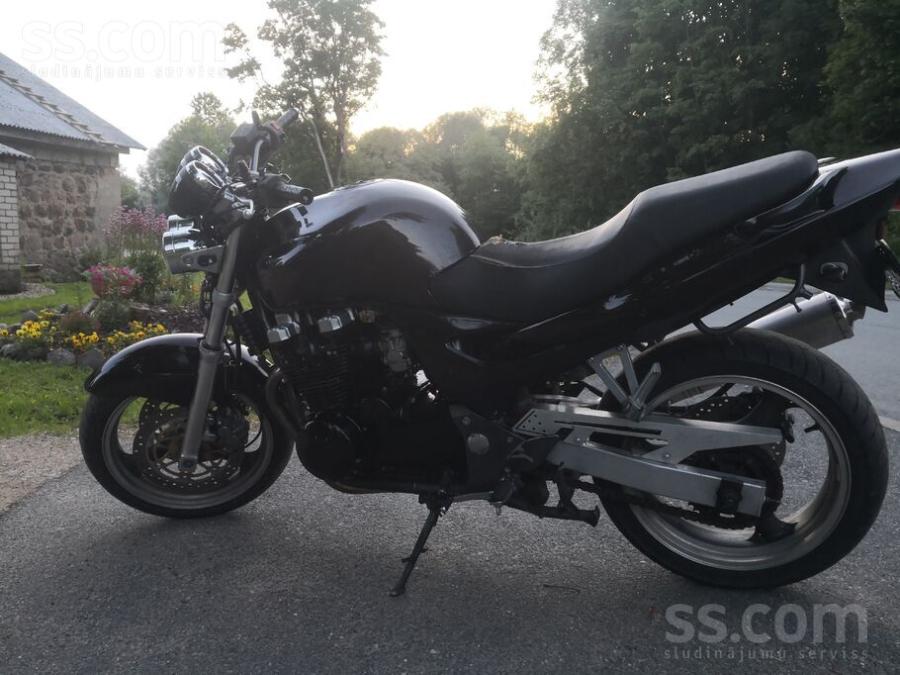 Кавасаки Zr 7 1999 в Рига, объемом двигателя 0.74 л и пробегом 0 тыс. км за 1300 €, фото 6 на AUTOMOTO.COM.LV