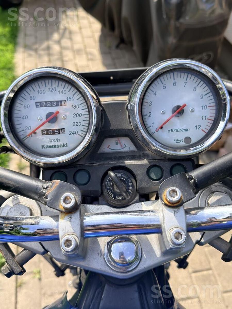 Kawasaki Zr 7 1999 in Jelgava, with an engine capacity of 0.75 L and mileage of 0 thousand km for 1500 €, photo 1 on AUTOMOTO.COM.LV