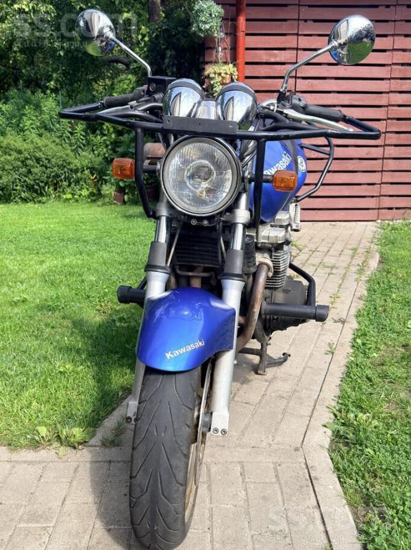 Kawasaki Zr 7 1999 in Jelgava, with an engine capacity of 0.75 L and mileage of 0 thousand km for 1500 €, photo 3 on AUTOMOTO.COM.LV