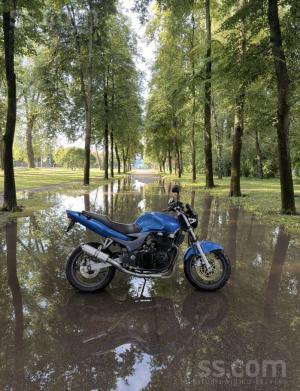 Кавасаки Zr 7 1999 в Рига, объемом двигателя 0.75 л и пробегом 0 тыс. км за 1200 €, фото 3 на AUTOMOTO.COM.LV