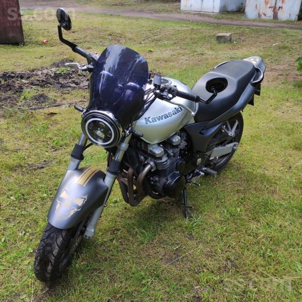 Kawasaki Zr 7 2002 in Riga, with an engine capacity of 0.74 L and mileage of 0 thousand km for 2250 €, photo 2 on AUTOMOTO.COM.LV