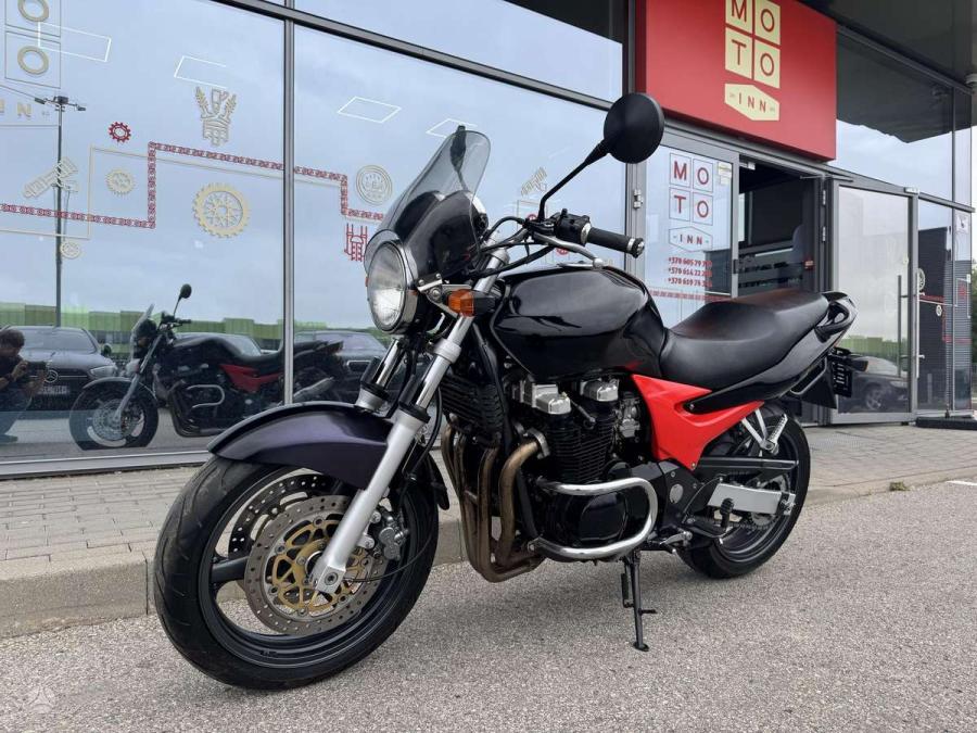 Melns Kawasaki ZR 2001 Viļņa, ar dzinēja tilpumu 0.75 L un nobraukumu 31 tūkst. km par 1599 €, foto 5 vietnē AUTOMOTO.COM.LV