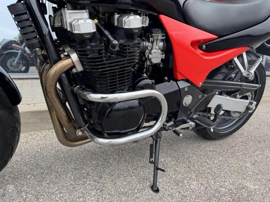 Melns Kawasaki ZR 2001 Viļņa, ar dzinēja tilpumu 0.75 L un nobraukumu 31 tūkst. km par 1599 €, foto 12 vietnē AUTOMOTO.COM.LV