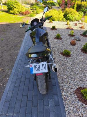Black Kawasaki ZR 2004 in Joniskis, with an engine capacity of 0.75 L and mileage of 39 thousand km for 2300 €, photo 4 on AUTOMOTO.COM.LV