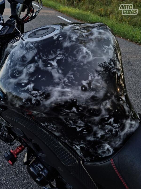 Melns Kawasaki ZR 2011 Kauņa, ar dzinēja tilpumu 1.04 L un nobraukumu 46 tūkst. km par 4900 €, foto 7 vietnē AUTOMOTO.COM.LV