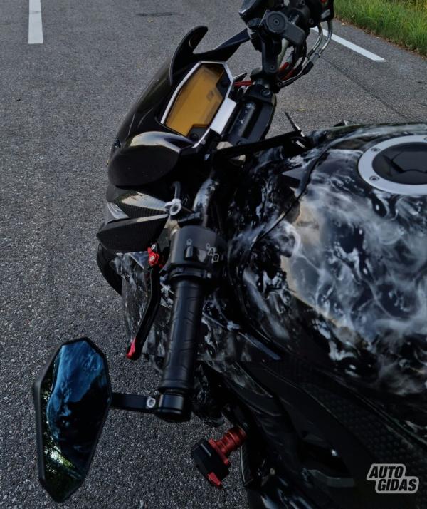 Melns Kawasaki ZR 2011 Kauņa, ar dzinēja tilpumu 1.04 L un nobraukumu 46 tūkst. km par 4900 €, foto 8 vietnē AUTOMOTO.COM.LV