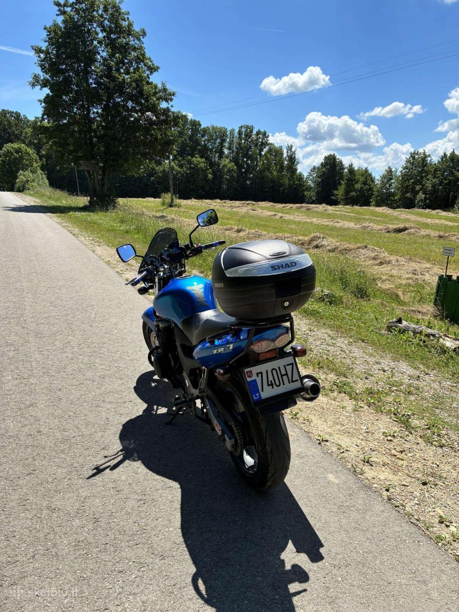 Blue Kawasaki ZR 1999 in Marijampole, with an engine capacity of 0.74 L and mileage of 66 thousand km for 1500 €, photo 5 on AUTOMOTO.COM.LV