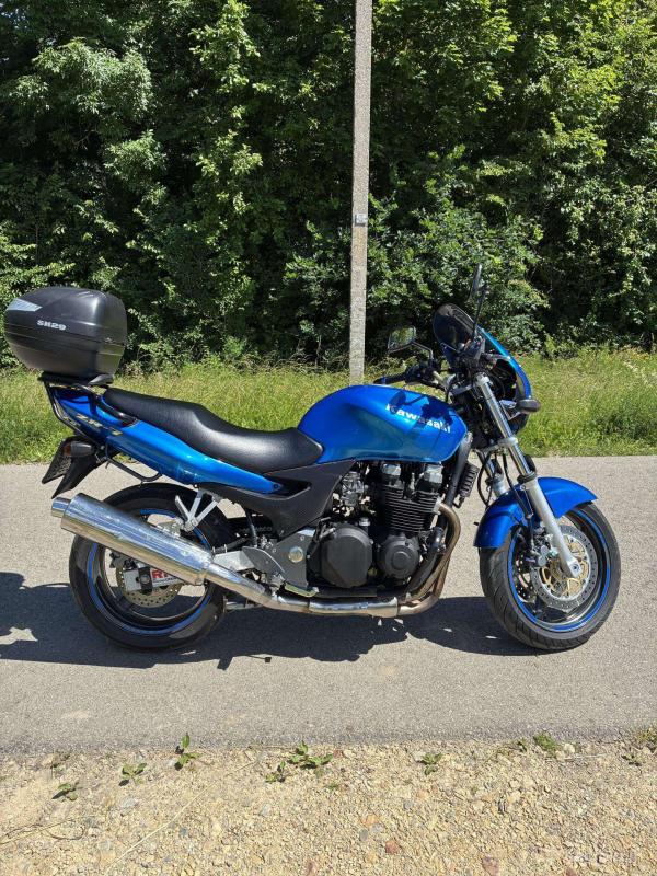 Blue Kawasaki ZR 1999 in Marijampole, with an engine capacity of 0.74 L and mileage of 66 thousand km for 1500 €, photo 6 on AUTOMOTO.COM.LV