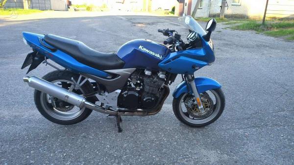 Blue Kawasaki ZR 2004 in Alytus, with an engine capacity of 0.74 L and mileage of 27 thousand km for 1550 €, photo 9 on AUTOMOTO.COM.LV