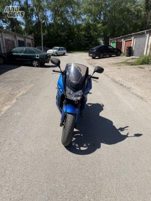 Синий Кавасаки ZR 2005 в Клайпеда, объемом двигателя 0.75 л и пробегом 34 тыс. км за 1900 €, фото 4 на AUTOMOTO.COM.LV