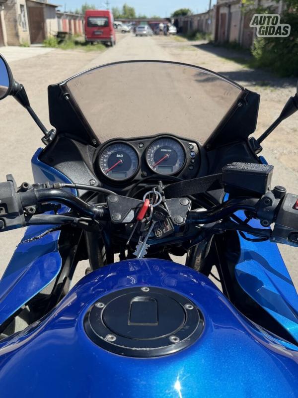 Синий Кавасаки ZR 2005 в Клайпеда, объемом двигателя 0.75 л и пробегом 34 тыс. км за 1900 €, фото 6 на AUTOMOTO.COM.LV