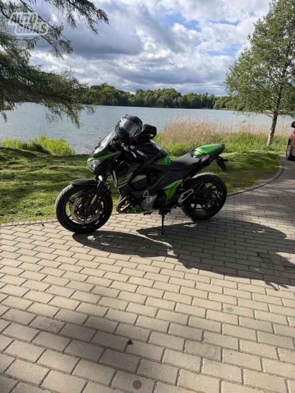 Green Kawasaki ZR 2014 in Vilnius, with an engine capacity of 0.81 L and mileage of 17 thousand km for 4500 €, photo 2 on AUTOMOTO.COM.LV