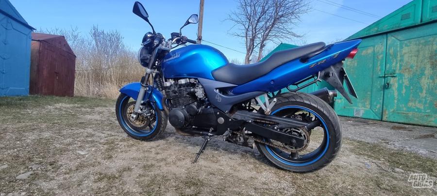Kawasaki ZR 1999 in Klaipeda, with an engine capacity of 0.75 L and mileage of 0 thousand km for 1200 €, photo 6 on AUTOMOTO.COM.LV