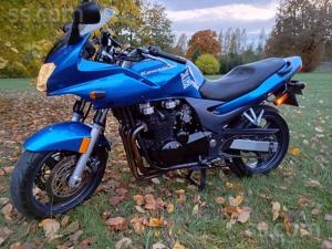 Kawasaki ZR 2001 in Jekabpils, with an engine capacity of 0.80 L and mileage of 0 thousand km for 2250 €, photo 9 on AUTOMOTO.COM.LV