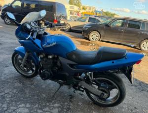 Kawasaki ZR 2001 in Radviliskis, with an engine capacity of 0.75 L and mileage of 0 thousand km for 1490 €, photo 8 on AUTOMOTO.COM.LV