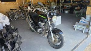 Kawasaki ZR 2002 in Kazlu Ruda, with an engine capacity of 0.75 L and mileage of 35 thousand km for 800 €, photo  on AUTOMOTO.COM.LV
