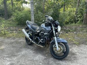 Kawasaki ZR 2003 in Jonava, with an engine capacity of 0.00 L and mileage of 0 thousand km for 2200 €, photo 12 on AUTOMOTO.COM.LV