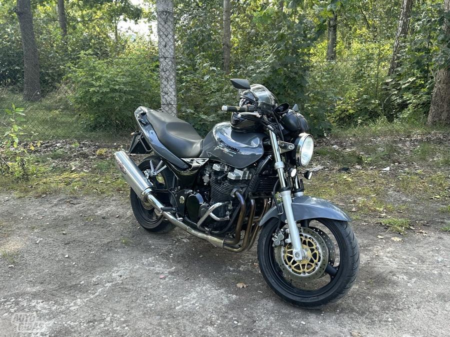 Kawasaki ZR 2003 in Jonava, with an engine capacity of 0.00 L and mileage of 0 thousand km for 2200 €, photo 12 on AUTOMOTO.COM.LV