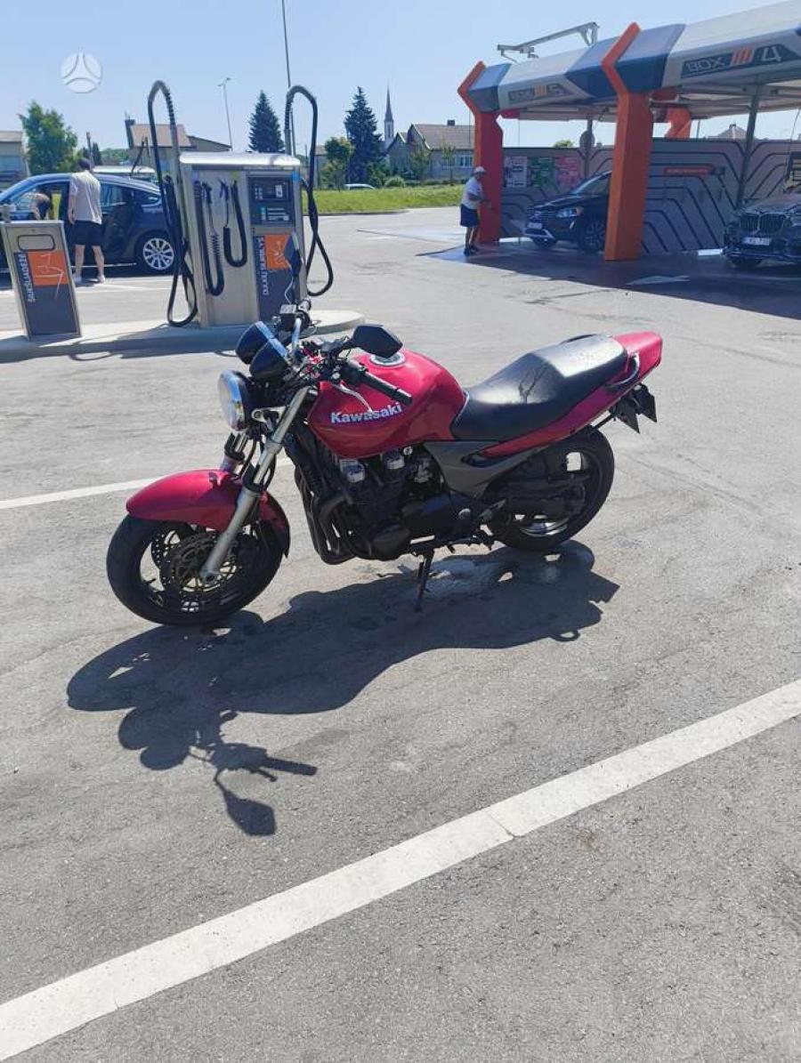 Кавасаки ZR 2004 в Кретинга, объемом двигателя 0.75 л и пробегом 59 тыс. км за 1100 €, фото 5 на AUTOMOTO.COM.LV