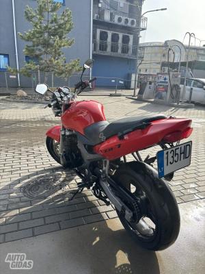 Красный Кавасаки ZR 1999 в Вильнюс, объемом двигателя 0.00 л и пробегом 70 тыс. км за 1475 €, фото 5 на AUTOMOTO.COM.LV