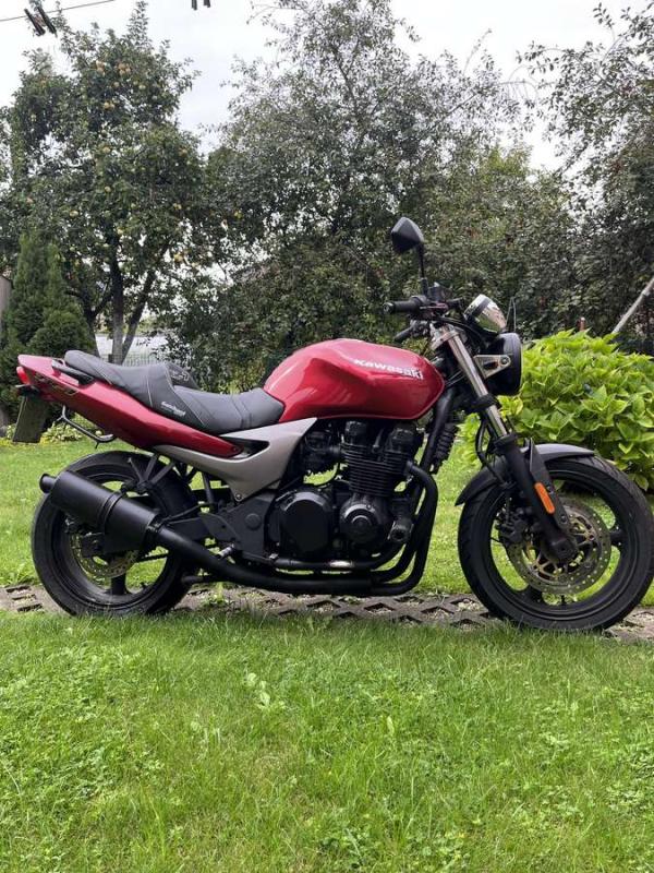 Sarkans Kawasaki ZR 2004 Šauļi, ar dzinēja tilpumu 0.75 L un nobraukumu 45 tūkst. km par 1450 €, foto 3 vietnē AUTOMOTO.COM.LV