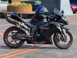 Kawasaki ZX 10R 2006 Rīga, ar dzinēja tilpumu 1.00 L un nobraukumu 0 tūkst. km par 3650 €, foto  vietnē AUTOMOTO.COM.LV