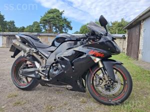 Kawasaki ZX 10R 2006 in Ventspils, with an engine capacity of 1.00 L and mileage of 0 thousand km for 4300 €, photo  on AUTOMOTO.COM.LV