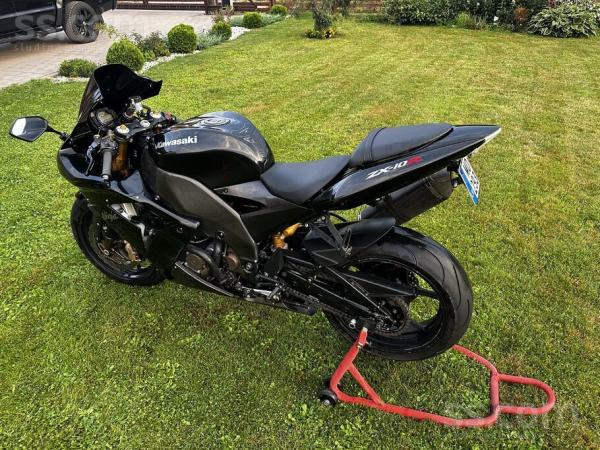 Кавасаки ZX 10R 2008 в Валмиера, объемом двигателя 1.00 л и пробегом 0 тыс. км за 3700 €, фото 3 на AUTOMOTO.COM.LV
